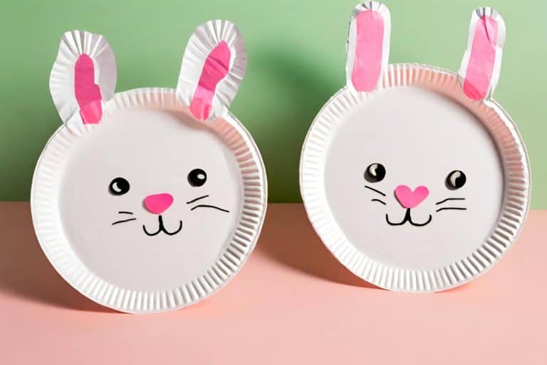 31 Family-Friendly Crafts: A Craft Month Challenge for Creative Bonding